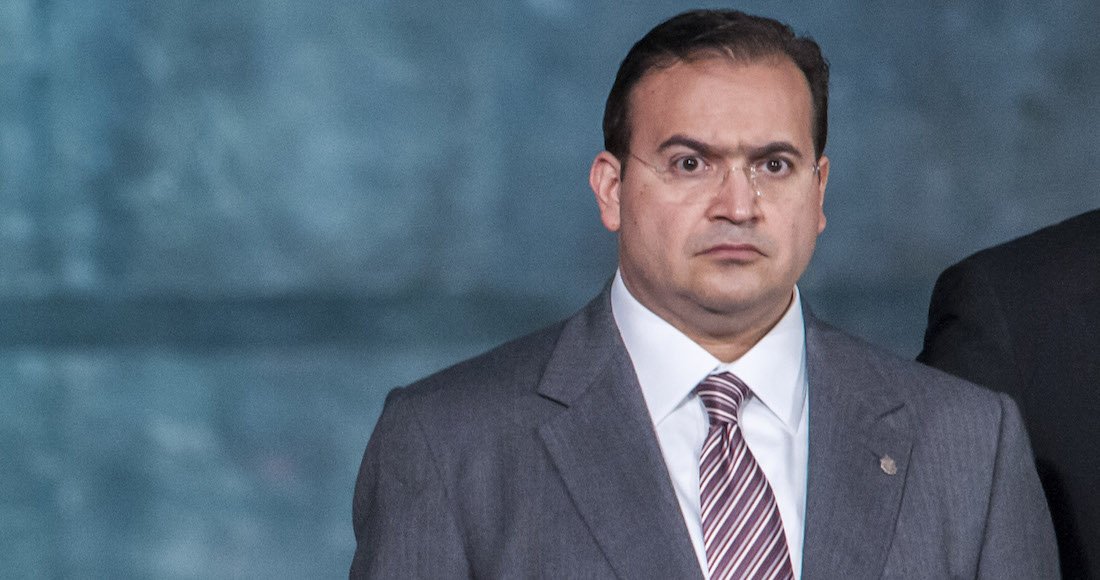 Prepara Javier Duarte su retiro en Houston - Plumas Atómicas