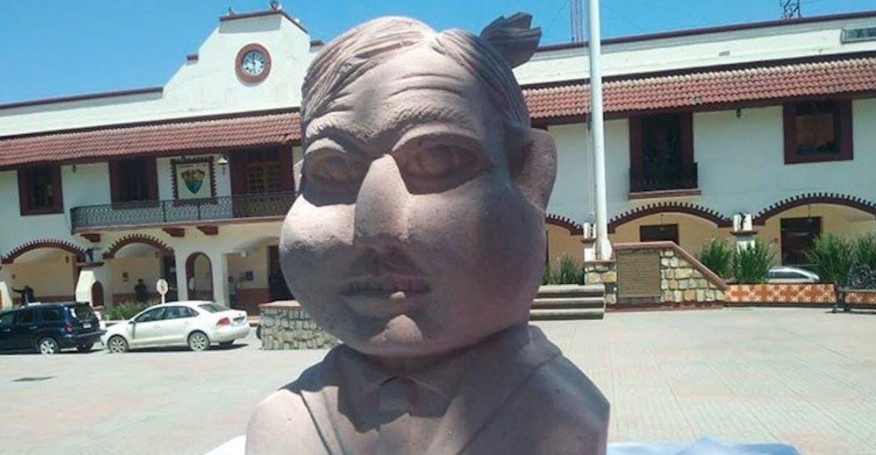 Nos dieron a Benito Juárez alien; ahora toca AMLO Quico - Plumas Atómicas