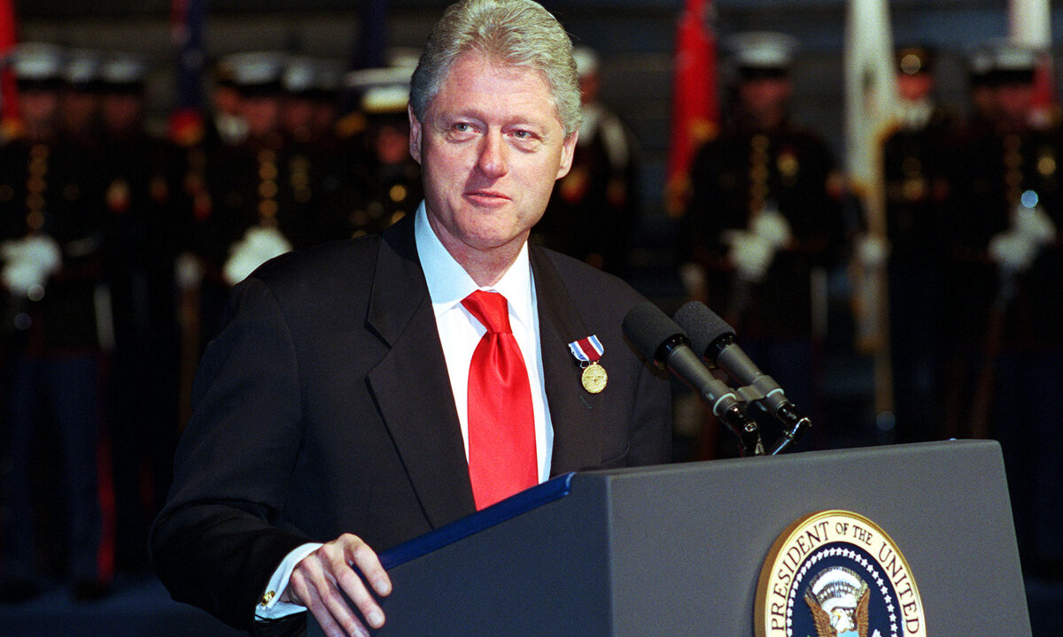 CIA: Bill Clinton pudo acabar con Osama Bin Laden Al Qaeda