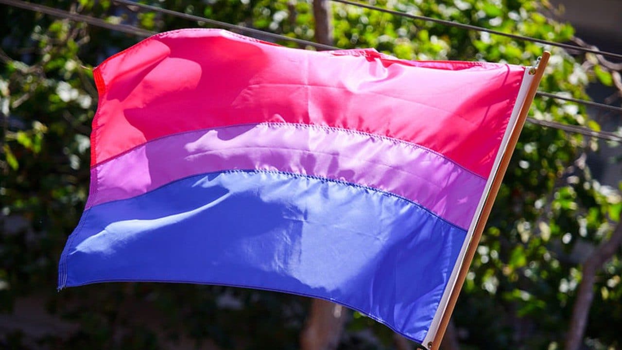 ¿Qué es la bisexualidad? Aquí te lo explicamos todo