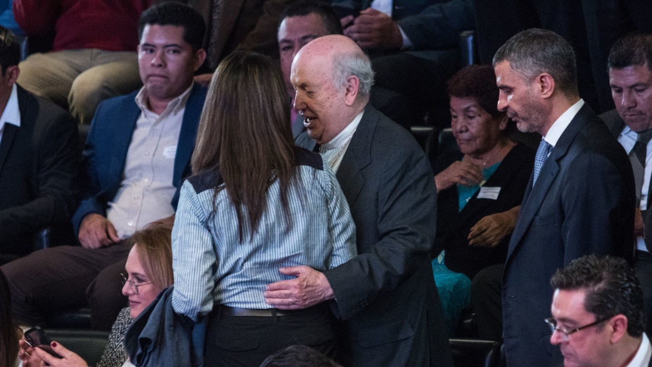 La vez que el obispo Onésimo Cepeda intentó ser diputado - Plumas Atómicas