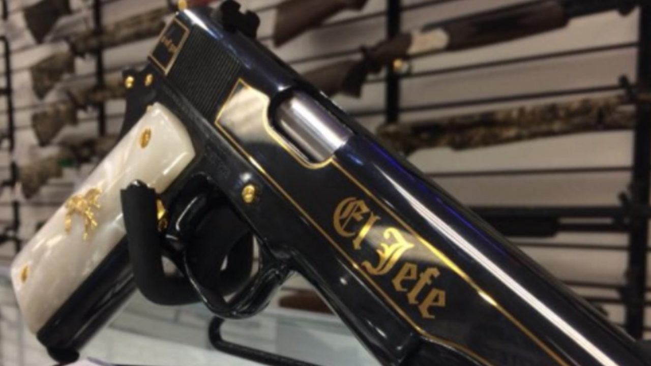 "Súper El jefe", "Súper Emiliano Zapata" las armas favoritas del crimen ...