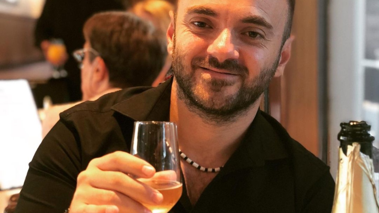 Vagabundo juntó casi 2 mil pesos y se convirtió en multimillonario ...