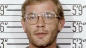 ¿Quién es Jeffrey Dahmer, el “Caníbal de Milwaukee”? - Plumas Atómicas