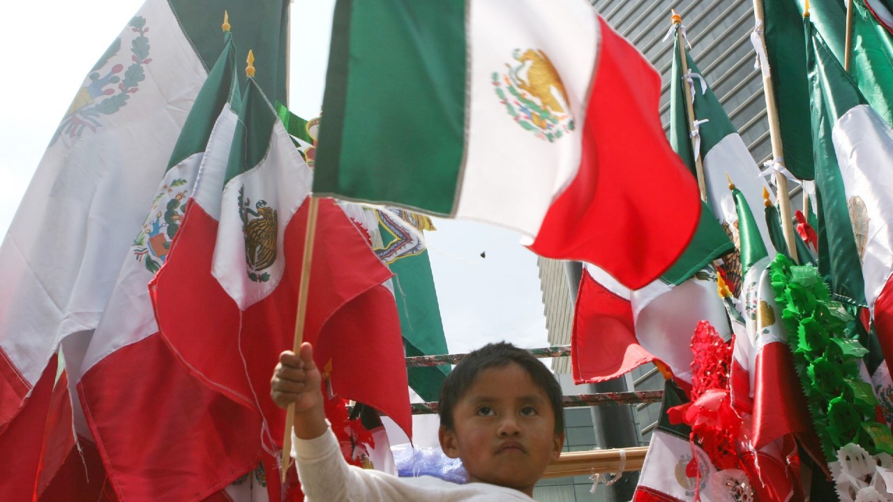 ¿Orgullosamente mexicanos? Encuesta revela que el 50% de las personas ...