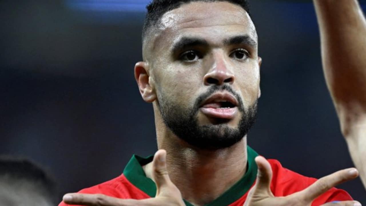 Él es Youssef Nesyri, futbolista descubierto por el Rey de Marruecos ...